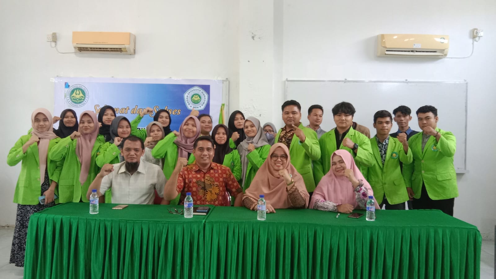 Selamat Dan Sukses, BEM STIE Dharma Putra Pekanbaru Periode 2023-2024 Resmi Dilantik