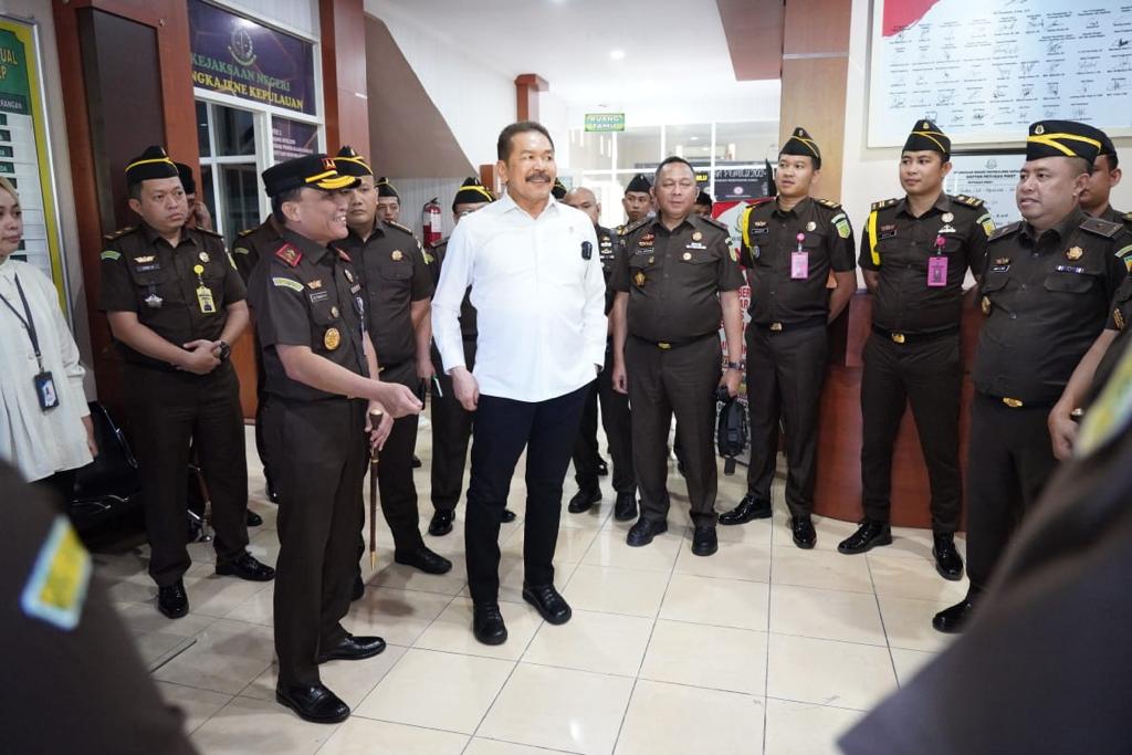 Jaksa Agung ST Burhanuddin Melakukan Kunjungan Kerja di Wilayah Hukum ... Jaksa Agung ST Burhanuddin Melakukan Kunjungan Kerja di Wilayah Hukum ...