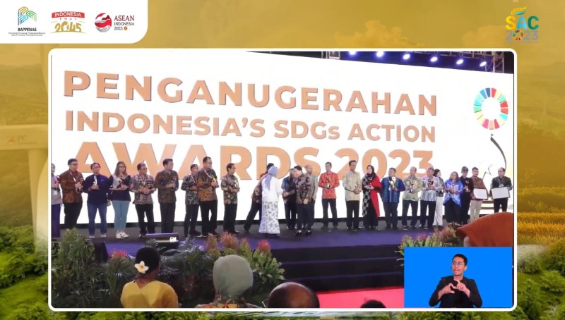 Laznas PHR Raih Penghargaan Terbaik I Indonesia SDGs Action Awards 2023