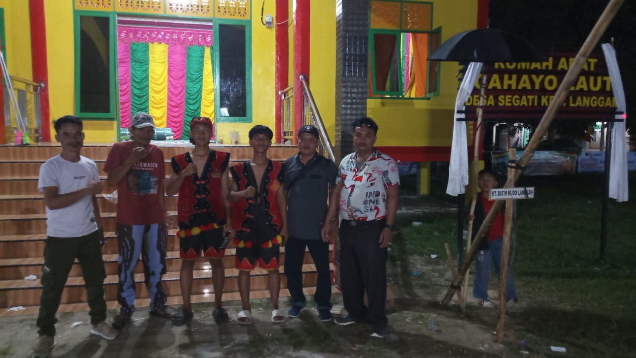 Peringati Hari Jadi Desa Segati Yang ke- 47 Tahun 2025 dan Peresmian ...